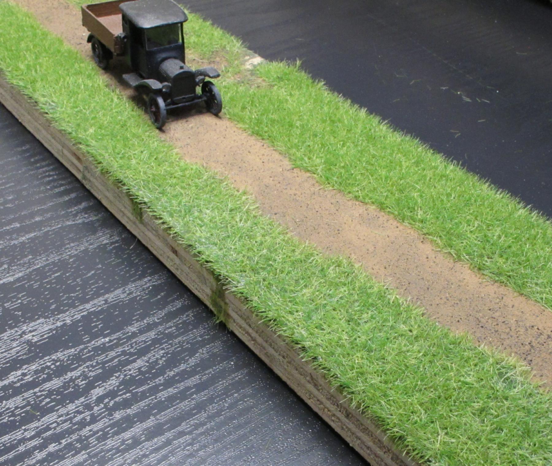 Static Grass | Grass | Scenery | Articles | Peter's Model Railroading